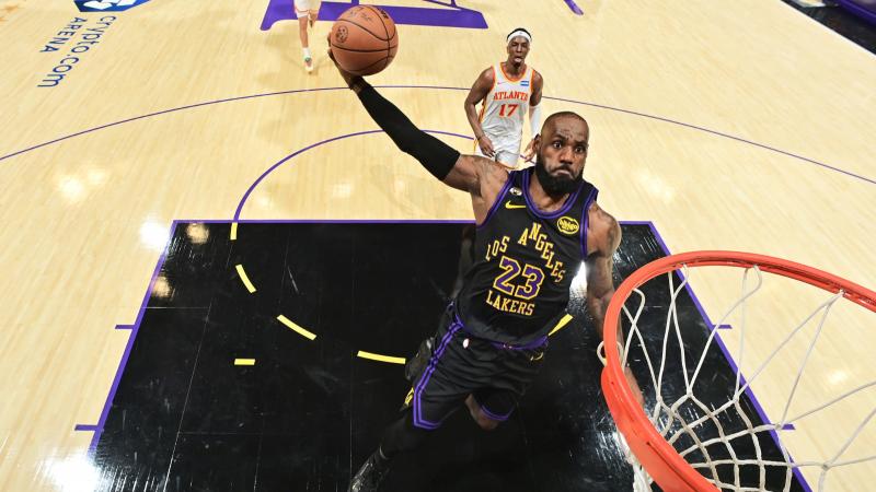 [图]布伦森25+8文班18分 尼克斯逆转马刺NBA杯夺冠_体育_央视网(cctv.com)