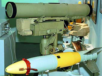 俄军接收“突击手”-SM自行式反坦克导弹系统_军事_央视网(cctv.com)