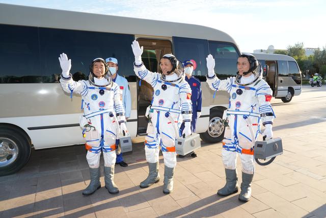 Chinese astronauts ready for in-orbit space station construction_英语频道 ...