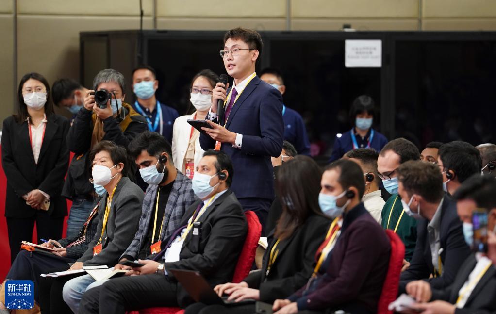 ХКН ын Xx их хурлын хэвлэл мэдээллийн төв сэтгүүлчдийн сонирхсон асуултад хариулжээ